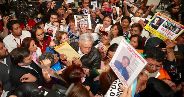 El abucheo y la oposición