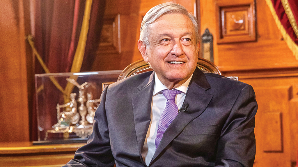AMLO es la resurrección del PRI: Vargas Llosa