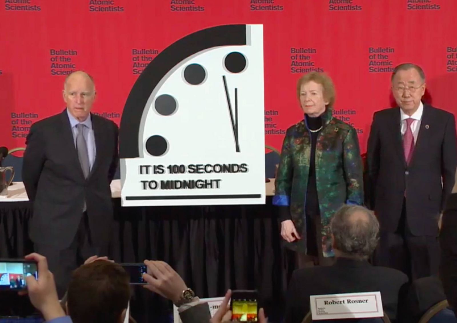 Científicos adelantan el reloj del juicio final a 100 segundos del ...