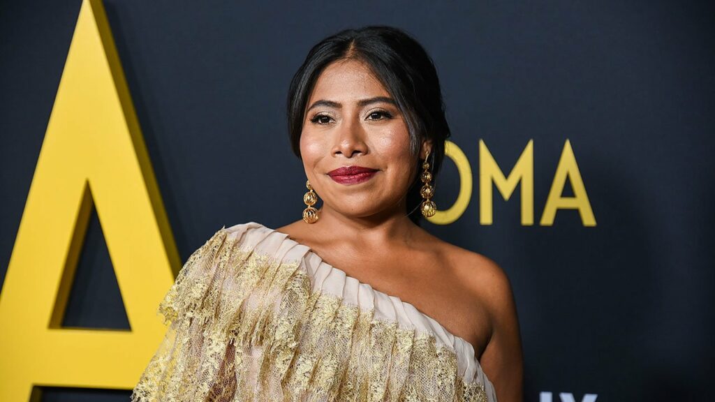 "Así es, soy prieta, prietita linda y con la frente en alto": Yalitza ...